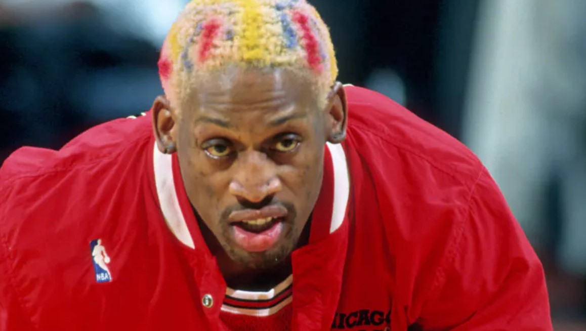 დენის როდმანი - ლებრონი 90-იანების დასაწყისში საშუალო დონის მოთამაშე ...