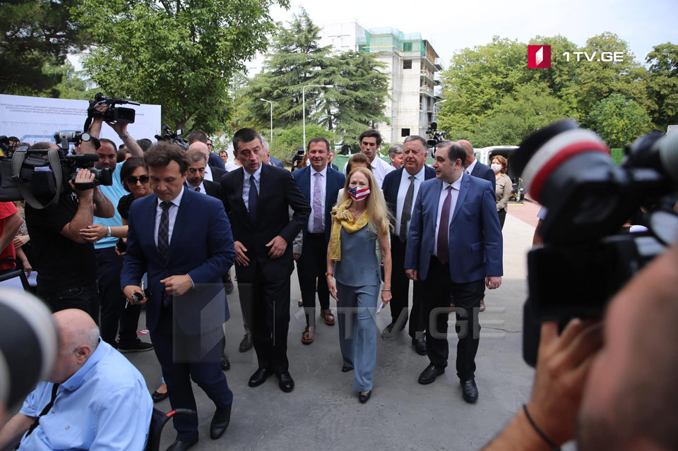 Ken Walker Clinic opened in Tbilisi - 1TV