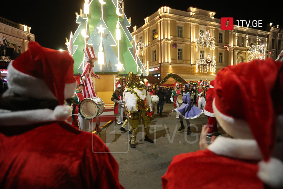 In Photos: New Year Village opens at Orbeliani Square - 1TV