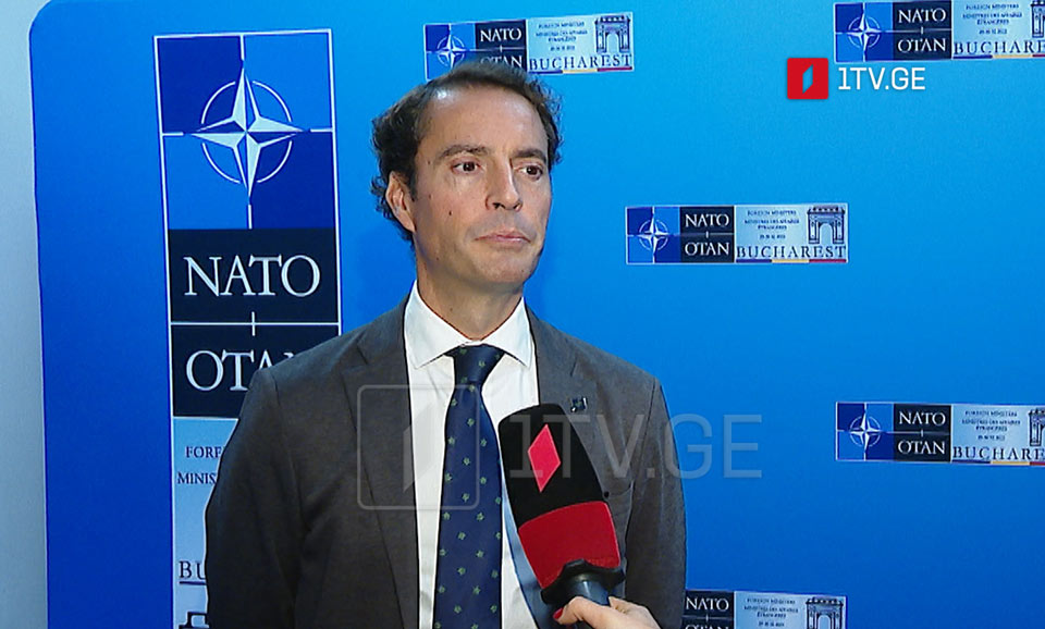 Xavier Kolomina - NATO qanun layihəsinin geri çəkilməsini alqışlayır ...